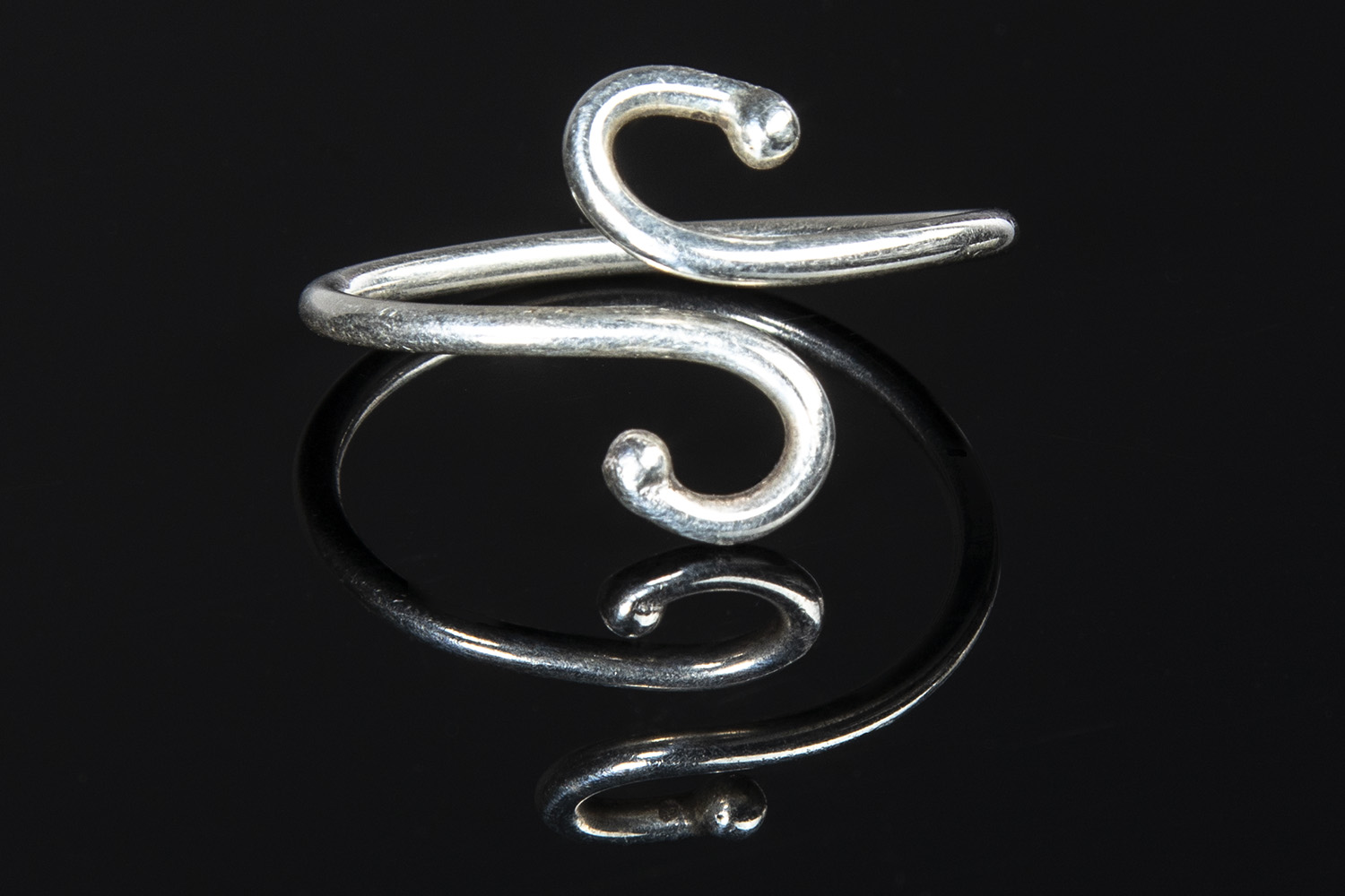 Scroll Ring - Caristo Jewelry Designs